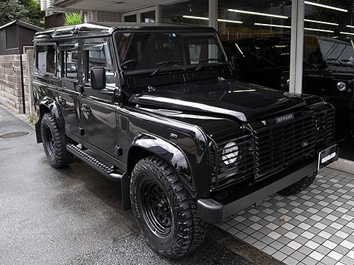 Defender 110 Black 2003 SAS