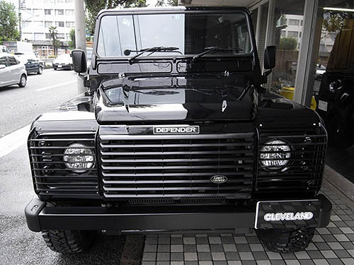 Defender 110 Black 2003 SAS