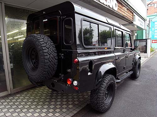 Defender 110 Black 2003 SAS